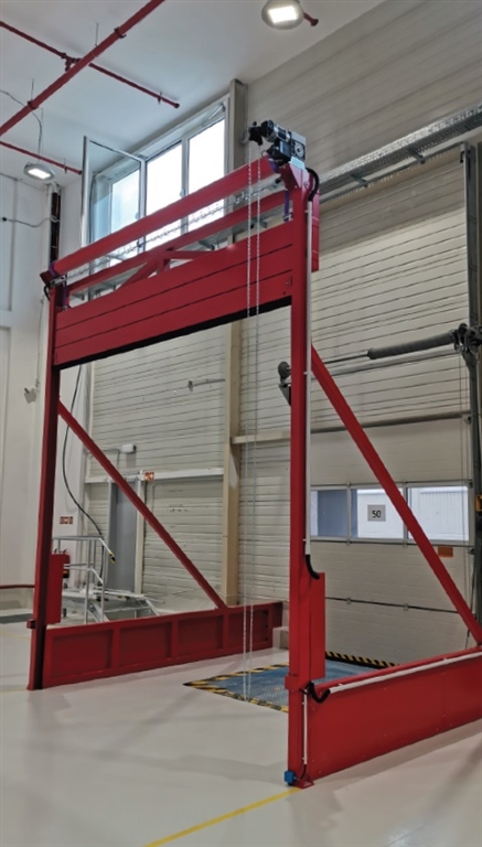 Overhead Retractable Drop Down Flood Barrier